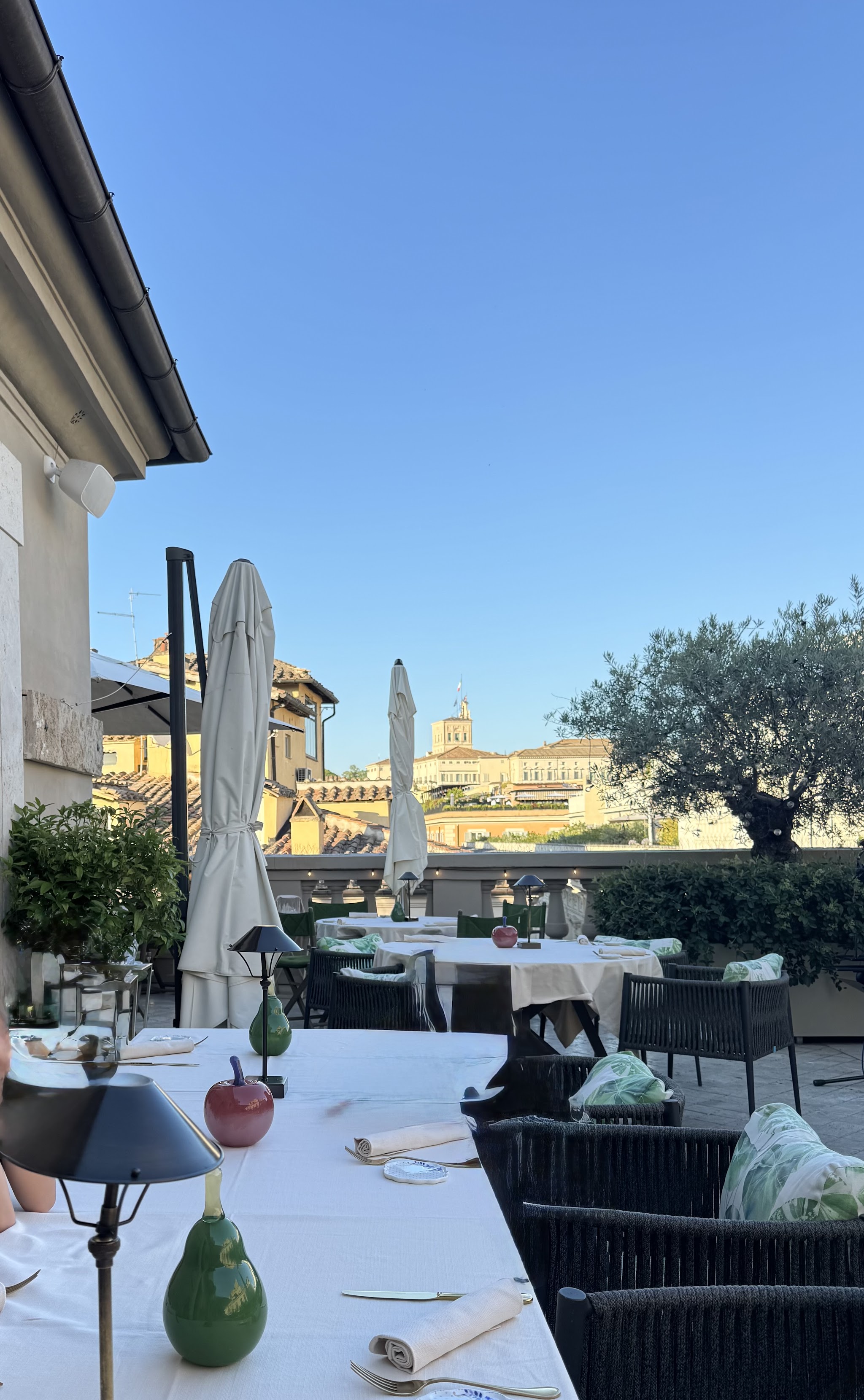Le Terrazze, Singer Palace | Hopsa