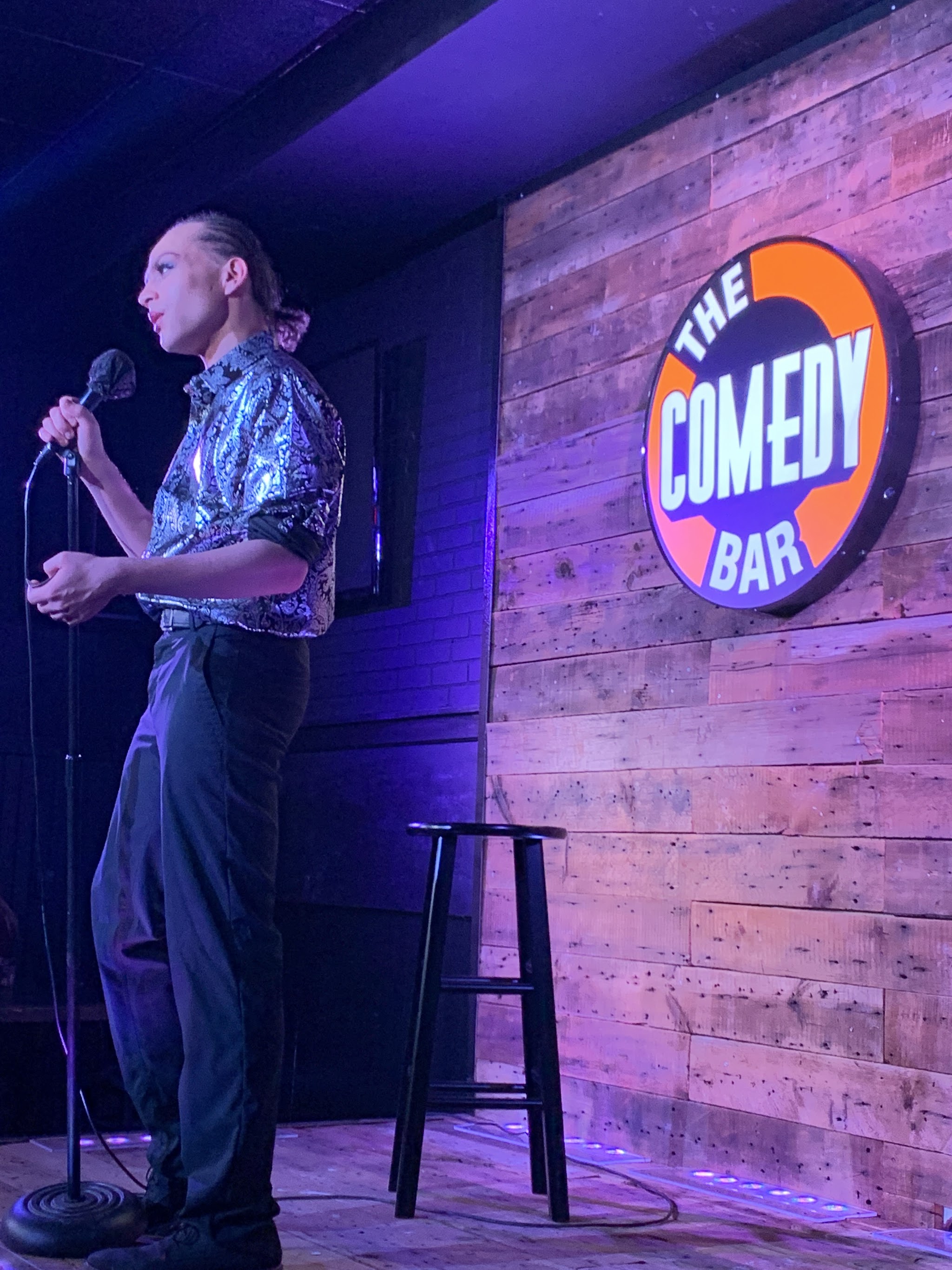 The Comedy Bar | Hopsa