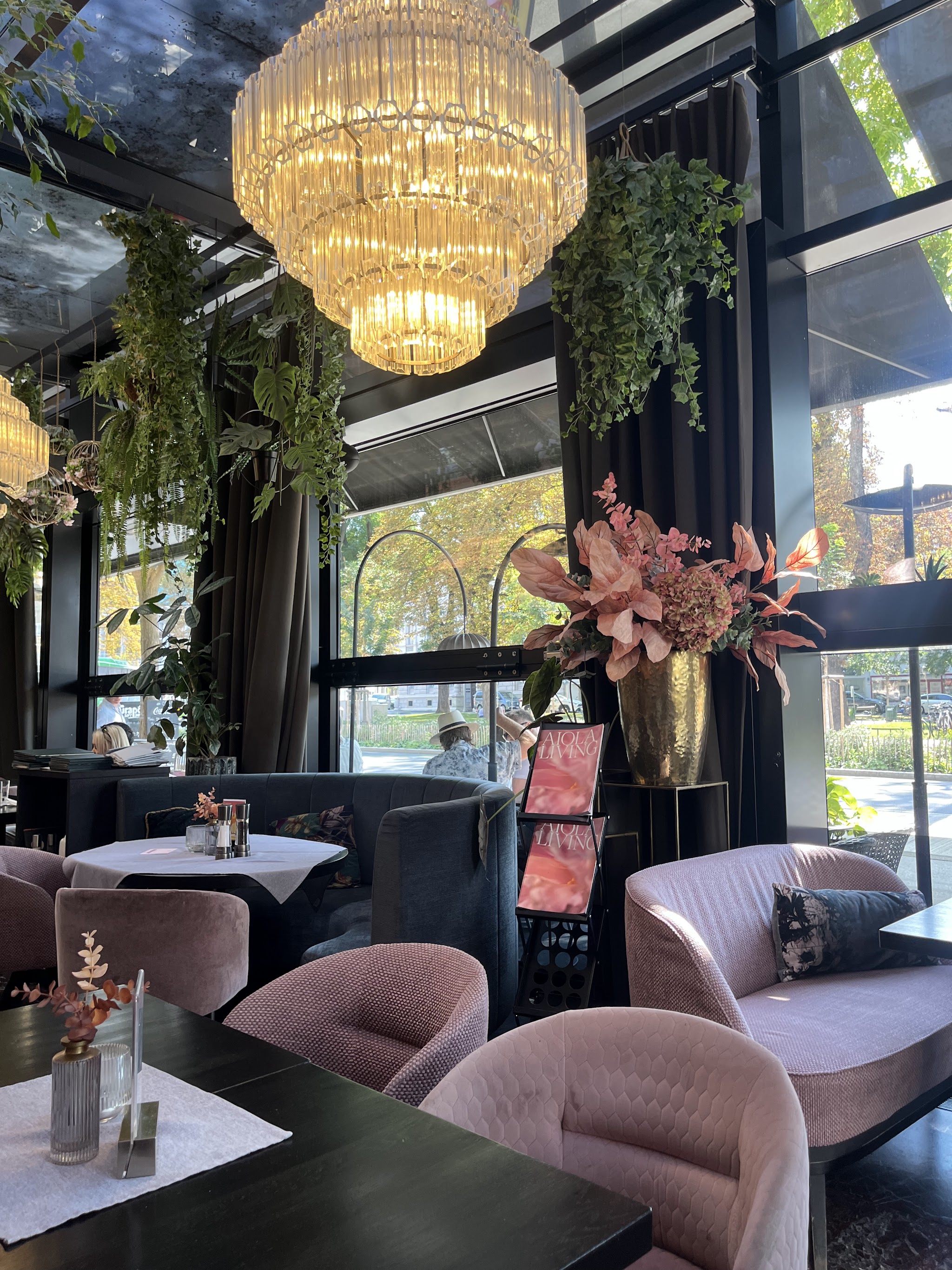 Operncafé - Cafe | Brasserie | Restaurant - Graz | Hopsa