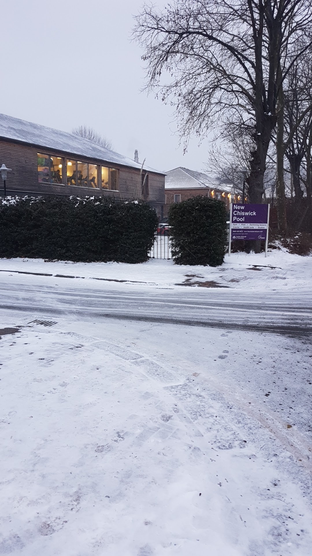 New Chiswick Pool | Hopsa