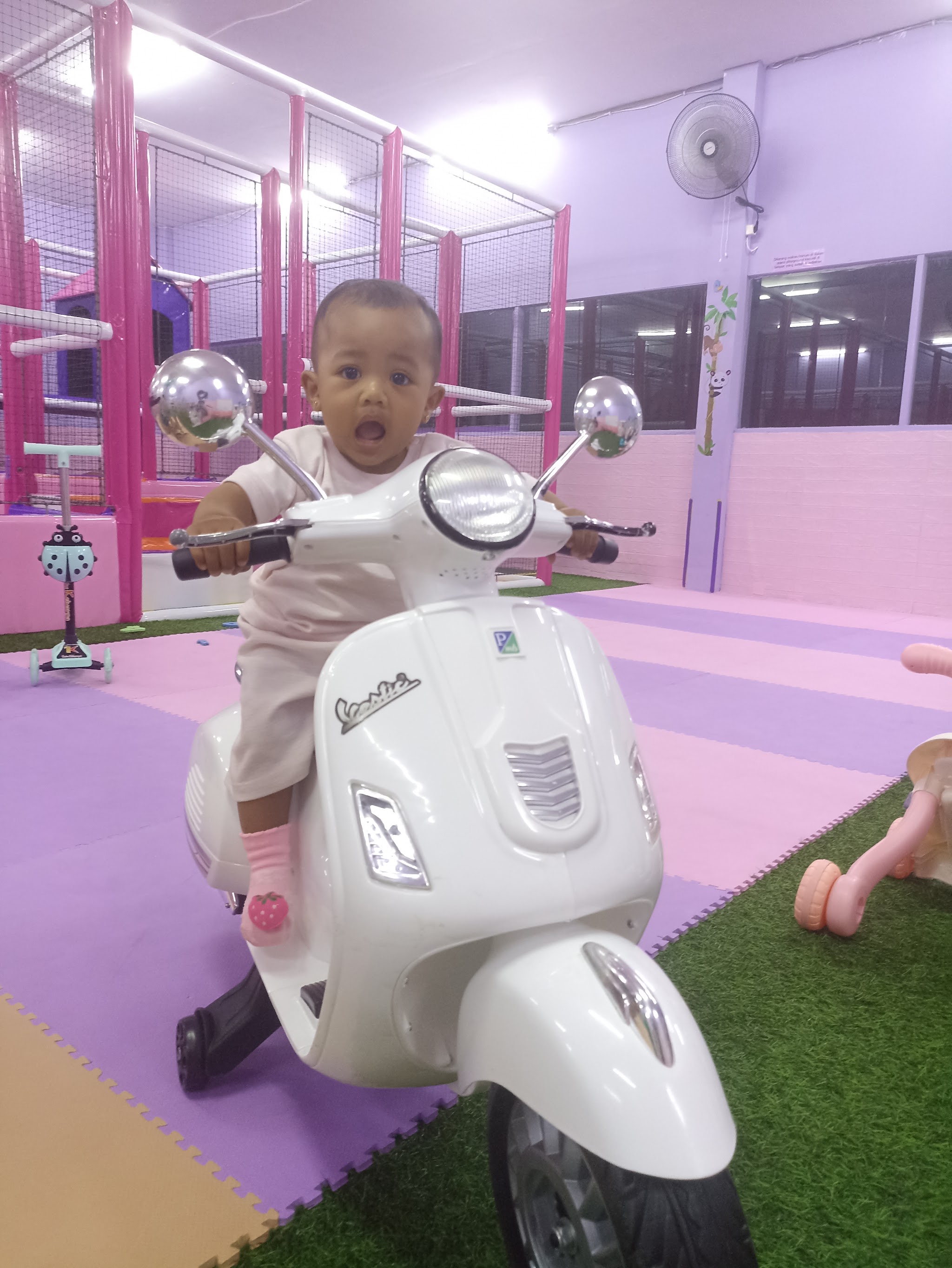 Boom Boom Kids Playground & Cafe | Hopsa
