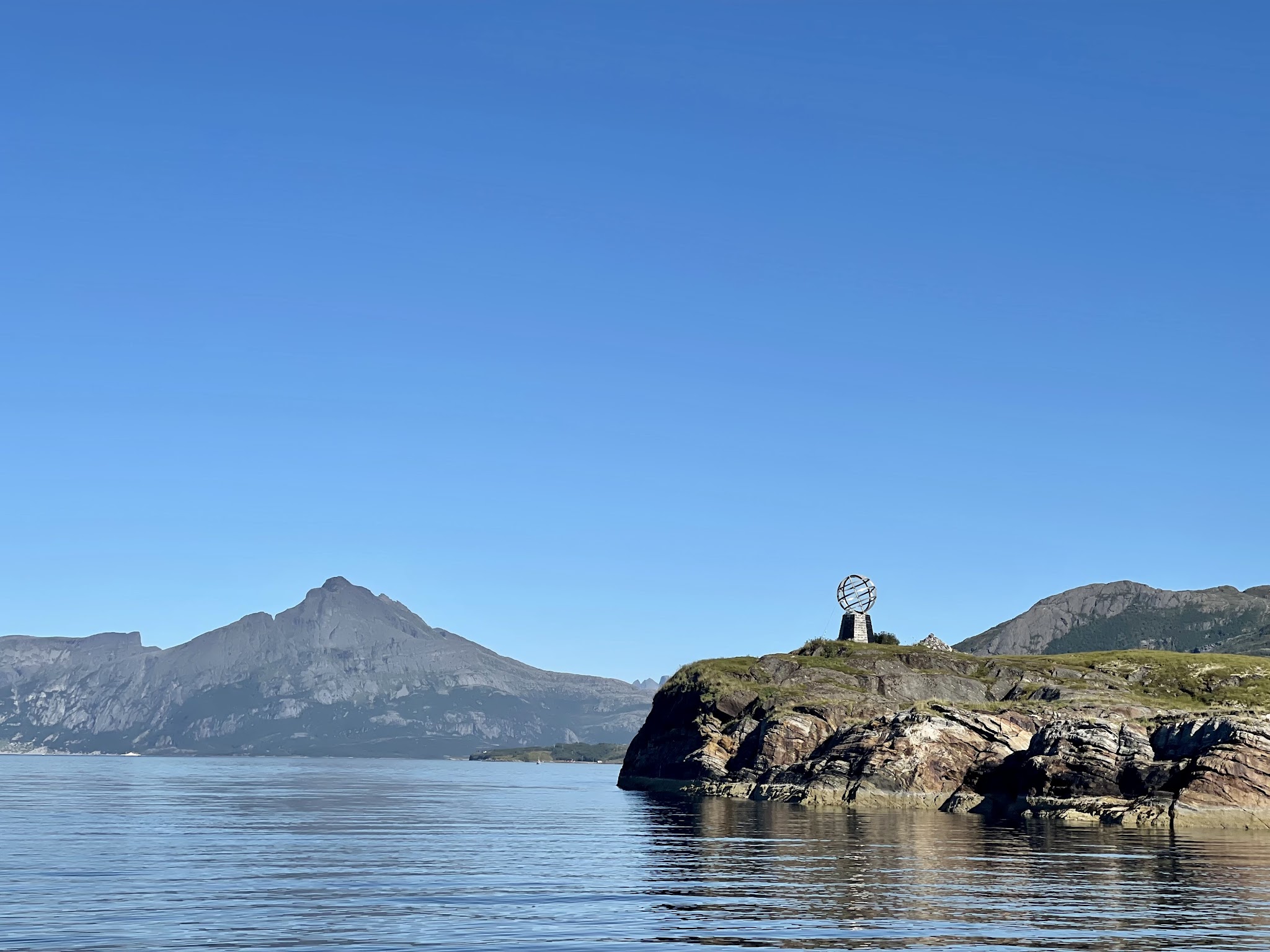 Círculo Polar Ártico en la Isla Vikingen | Hopsa