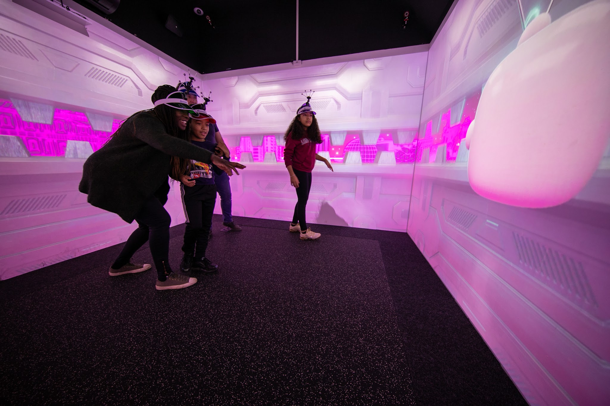 Immersive Gamebox Alexanderplatz | Hopsa