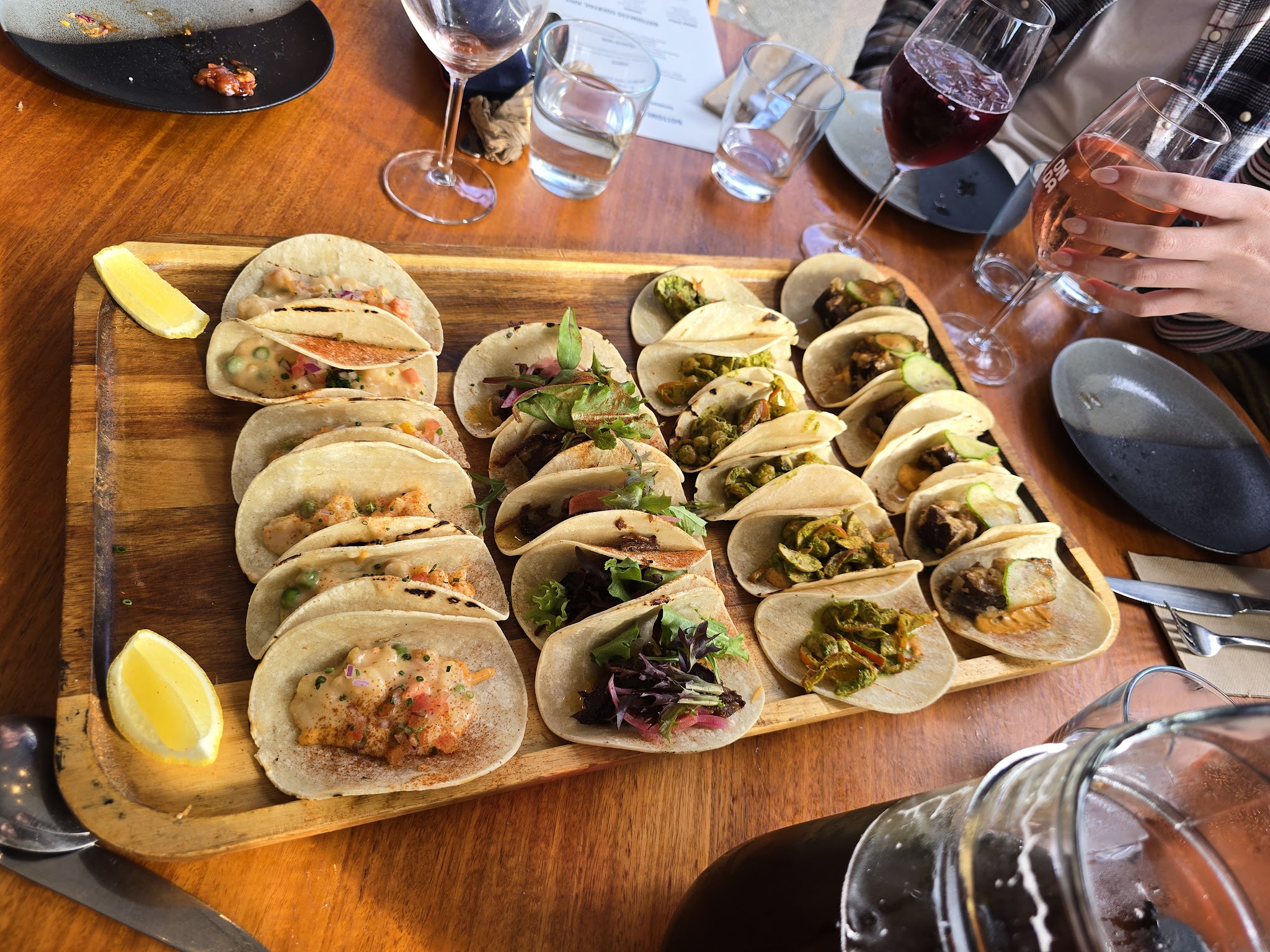ONDA Bar & Eatery | Hopsa